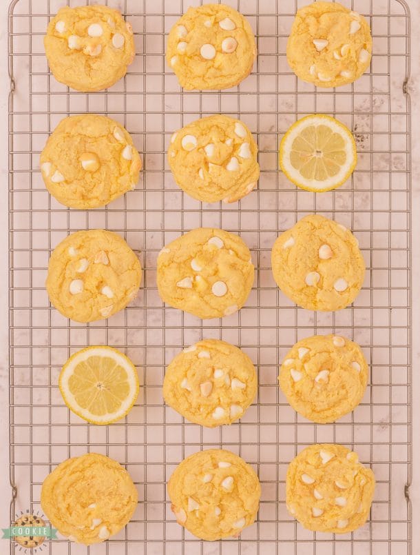 WHITE CHOCOLATE CHIP LEMON COOKIES - Family Cookie Recipes