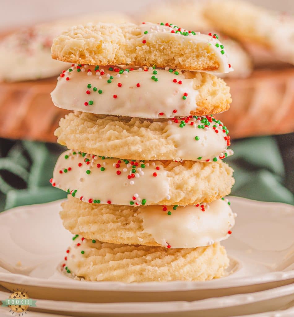 WHITE CHOCOLATE BUTTER COOKIES - Family Cookie Recipes