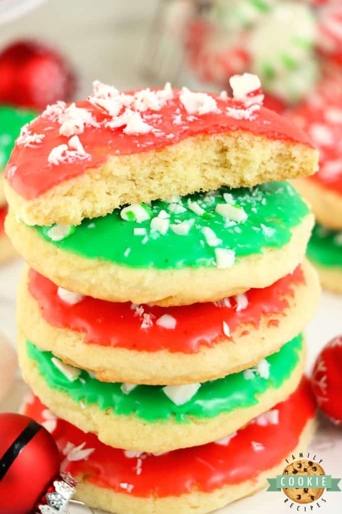 CHRISTMAS SUGAR COOKIES - Family Cookie Recipes
