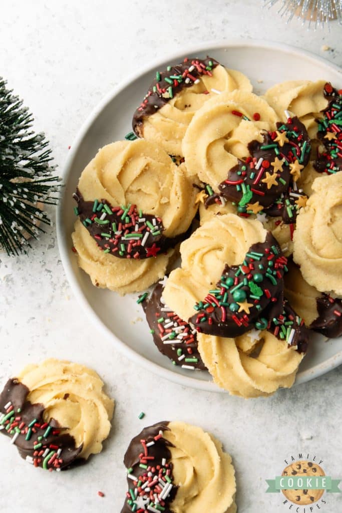 HOLIDAY BUTTER COOKIES - Family Cookie Recipes