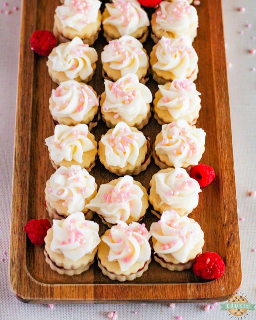 EMPIRE COOKIES - Family Cookie Recipes