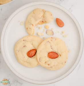 ALMOND DROP COOKIES - Family Cookie Recipes