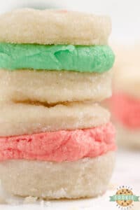 MINI CHRISTMAS SANDWICH COOKIES - Family Cookie Recipes